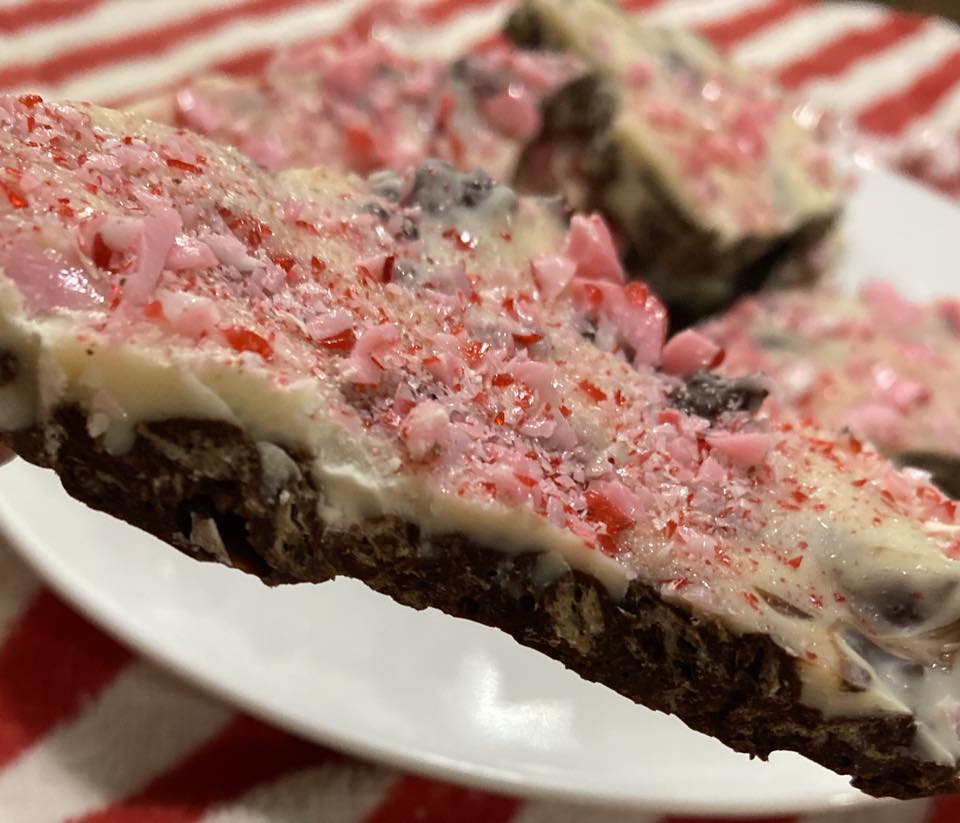 Peppermint Bark Crunch (THM S, low carb, keto) - Molly Miller Wellness